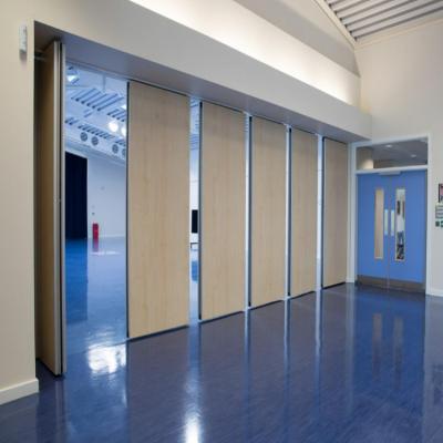 China Accordion Office Fabric Demountable Folding Partition Walls 65mm 100mm Sound Proof Room Partitions for sale