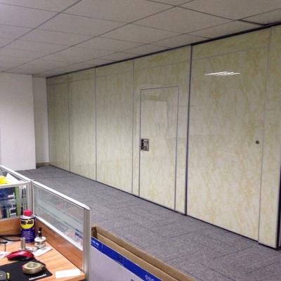 China Acoustic Folding Wooden Room Divider Sliding Movable Partition Walls 65mm 100mm for Banquet Hall for sale