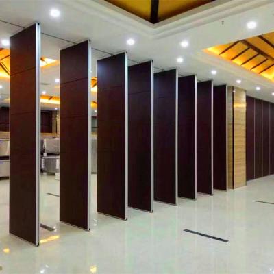 China Movable Acoustic Partition Wall 36-50 dB Soundproof, 2000-6000mm Height Operable Sliding Folding Room Dividers for sale
