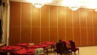 China Folding Sliding Partition Walls Panel Thickness 85mm Aluminium Track Roller for sale