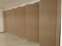 China Low Cost Material Folding Cubicle Movable Doors Partition Wall For Banquet Hall for sale