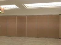 China Ballroom Sound Proof Sliding Folding Partitions Acoustic Movable Walls 85mm Thickness 53Rw for sale