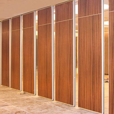 China Soundproof Moveable Doors Sliding Partition Walls Wooden Surface ISO9001 for sale