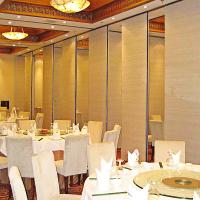 China Folding Sliding Partition Wall 65mm 85mm 100mm Soundproof Movable Classroom Divider for sale