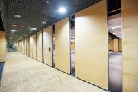 China Acoustic Movable Room Divider Folding Partition Wall 65mm 80mm 100mm Height 17m for sale