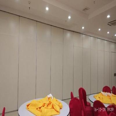 China Mobile Operable Partition Walls 3.76m Height Acoustic Room Dividers for Auditorium for sale