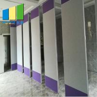 China Wood Insulated Movable Partition Walls 65mm Thickness Retractable Seal Room Divider for sale