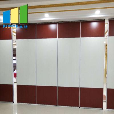 China Soundproof Decorative Material Folding Movable Partition Walls With Installation for sale