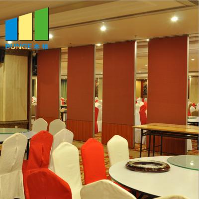 China Acoustic Operable Soundproof Folding Partition Door For Conference Room for sale