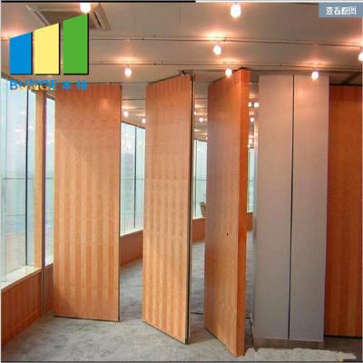 China Flexible Office Movable Aluminum Frame Soundproof Partition Walls With Track for sale