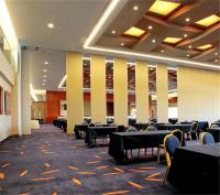 China Melamine Acoustic Folding Partition Wall 85mm Soundproof Fireproof Sliding Panel for sale
