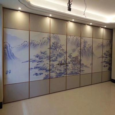 China Customized Movable Wall Folding Partition Walls Painted Different Pictures for sale