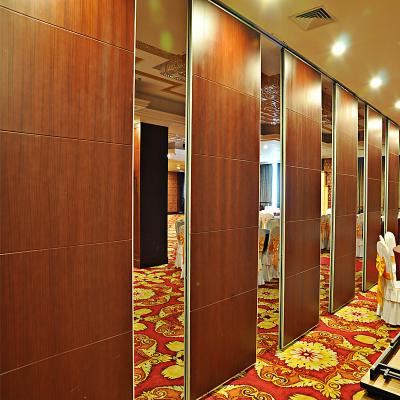 China Soundproof Full Height Office Movable Sliding Partition Walls Metal Sheet for sale