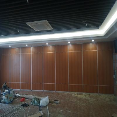 China Lightweight Acoustic Folding Movable Partition Wall 65mm Thick Sliding Hotel Room Divider for sale