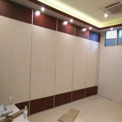 China BUNGE 65mm Thickness Movable Partition Wall with 28-38dB Sound Insulation and 4000mm Height Capacity for sale