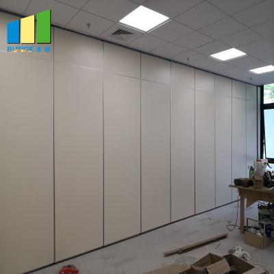 China Ceiling Hung Acoustic Folding Fabric Partition Walls 65mm 40 STC for Classrooms Meeting Rooms for sale