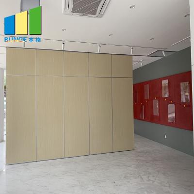 China Removable Sliding DIY Wooden Acoustic Movable Partition Wall 65mm 100mm for Theaters Banquet Hall for sale