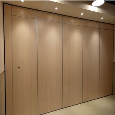 China Conference Hall Removable Acoustic Wall Sliding Folding Partition 65-100mm Thickness for sale