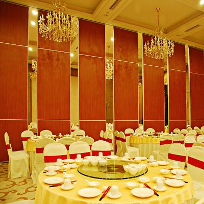China Acoustic Movable Partition Wall 65mm to 125mm Hanging System for Hotel Banquet Hall for sale