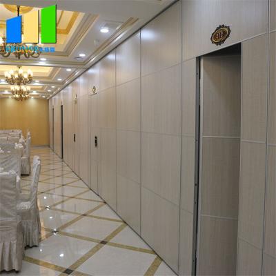 China Movable Partition Wall with Door 65mm 100mm for Theater Cinema Room Dividers for sale