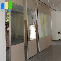 China Top Hung Acoustic Movable Wall Panel 65mm 100mm Aluminum Folding Mirrored Room Divider Screen for sale