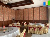 China 85mm Thickness Sliding Partition Walls for Banquet Hall Soundproof Customized Movable Room Divider for sale
