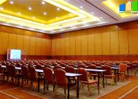 China Commercial Collapsible Soundproof Accordion Movable Partition Wall 65mm Thick 4000mm Height for sale