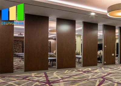 China Temporary Sliding Acoustic Wooden Movable Partition Walls - 65mm to 100mm Thickness with 32-50dB Sound Insulation for sale
