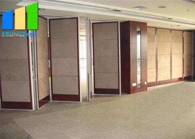 China Aluminum Frame Sound Proof Fabric Folding Partition Wall 80mm Thick 38dB for Office Training Room for sale