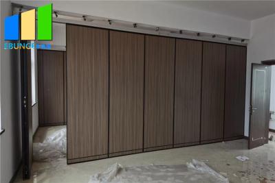 China Soundproof Sliding Foldable Partition Wall 65mm-100mm Thickness with 20-50dB Acoustic Rating for Office Spaces for sale