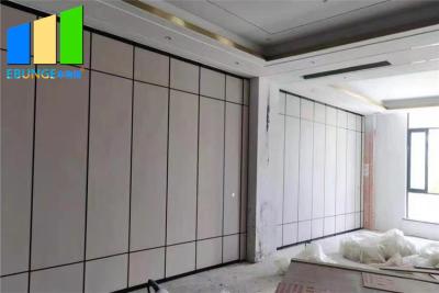 China 65mm Thick Soundproof Movable Wall Partitions with 20-32dB Acoustic Rating for Meeting Rooms for sale
