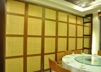 China Aluminum Frame Operable Wall Partition 500-1230mm Width 2000-4000mm Height Sound Proof 32-38db for sale