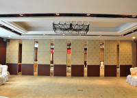 China Acoustic Wooden Office Partition Walls 38-42dB Soundproof Folding Wall 2000-6000mm Height for sale