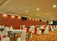 China Commercial Fabric Partition Walls Movable Theatre Walls 500-1230mm Panel Width 2000-5000mm Height for sale