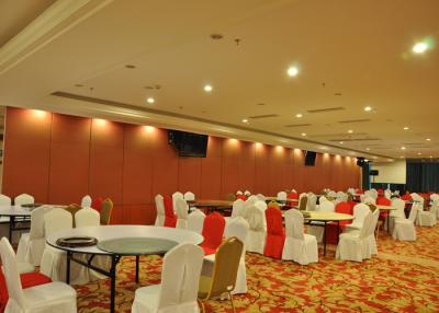 China Commercial Fabric Partition Walls Movable Theatre Walls 500-1230mm Panel Width 2000-5000mm Height for sale