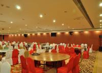 China Accordion Room Dividers Acoustical Sound Panels Folding Partition Wall 6000mm Height 42db for sale