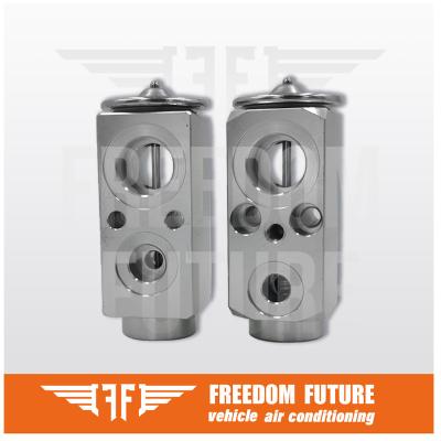 China 2058308400 AC Thermal Expansion Valve 13-19 Mercedes Benz Air Conditioner Expansion Valve for sale