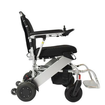 China 6km/h Handicapped Lightweight Folding Power Wheelchair with 100KG Load for sale