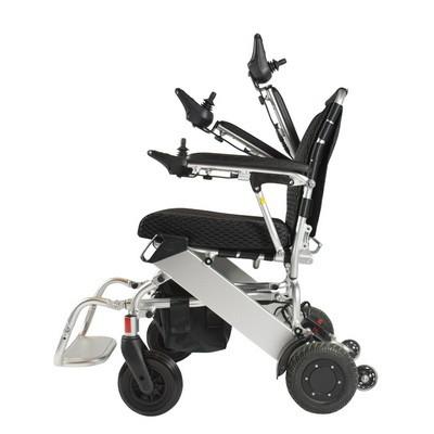 China Folding Aluminum Alloy Lightweight Motorized Wheelchair for sale