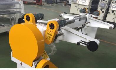 China 3800*3500 Electric Mill Roll Stand Corrugated Cardboard Box Making Machine 5.5kw for sale