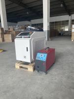 China Stainless Steel Handheld Laser Welder Machine For Mould Repair for sale