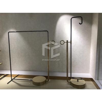 China OEM Boutique Wedding Dress Clothing Shop Display Furniture Rack Monomer Design for sale