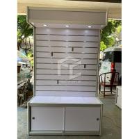 China Freestanding Slatwall Display Stand 20mm MDF Slatwall Wood Shelves for sale