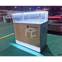 China ODM Mobile Accessories Showcase With T5 LED Light for sale