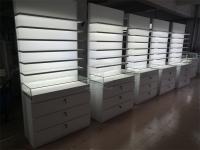 China T4 LED Optical Shop Counter Design Showroom Furniture With Spotnight for sale