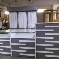 China 15mm Thick MDF Eyewear Optical Display Cabinet EPE Cotton Packaging for sale