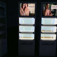 China 400*400*2400mm Luxury Jewellery Display Stands For Shops High End ODM for sale
