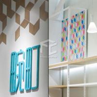 China Retail Magnificent Clothing Shop Display Furniture 2cm Thick MDF for sale