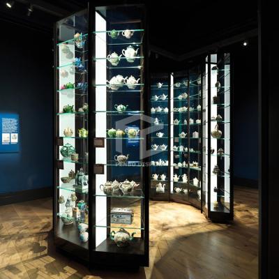 China T4 LED Museum Glass Display Case 10mm Thick High Ultra White Tempered Glass for sale
