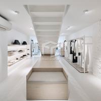 China OEM Clothing Shop Display Furniture 16mm MDF Modern Style for sale